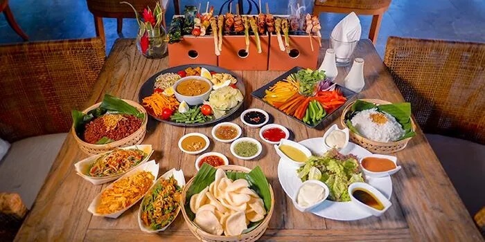 Senja Bar & Resto Deals | The Travel Insider